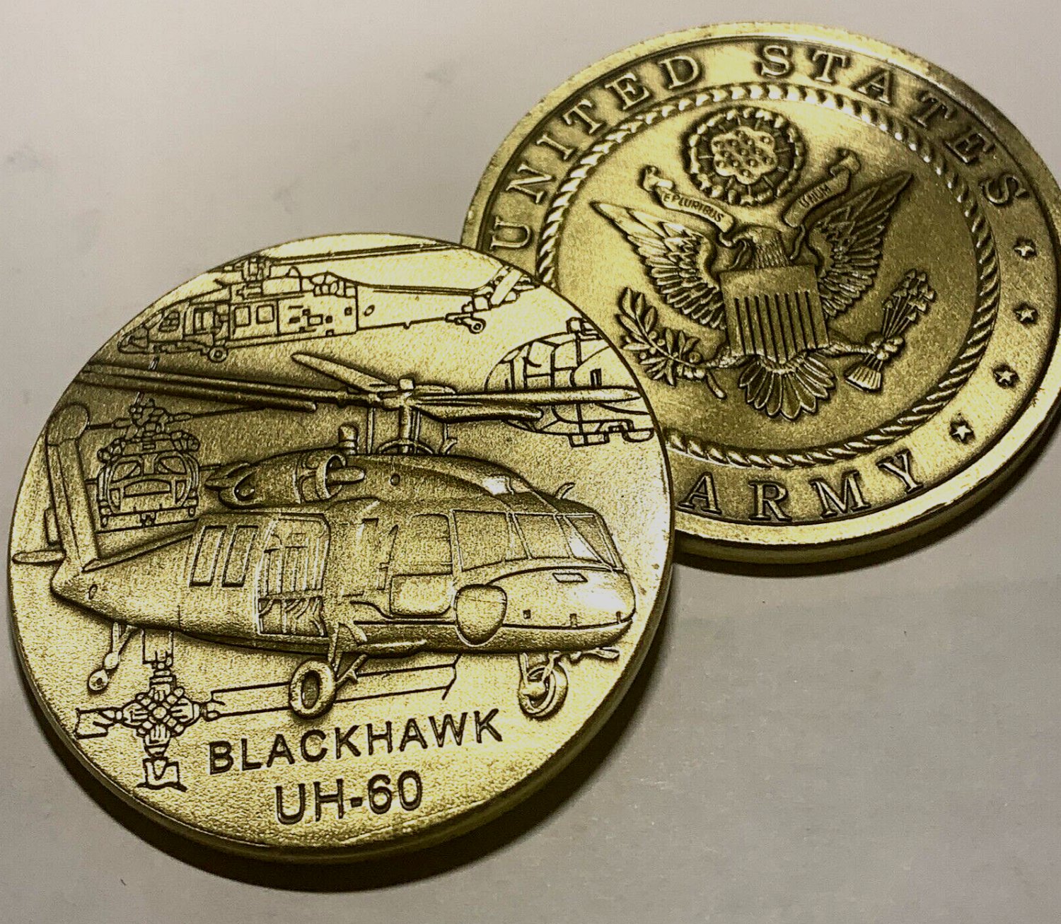 Sikorski Black Hawk UH-60 Helicopter Challenge Coin US Army LARGE 1.75 ...