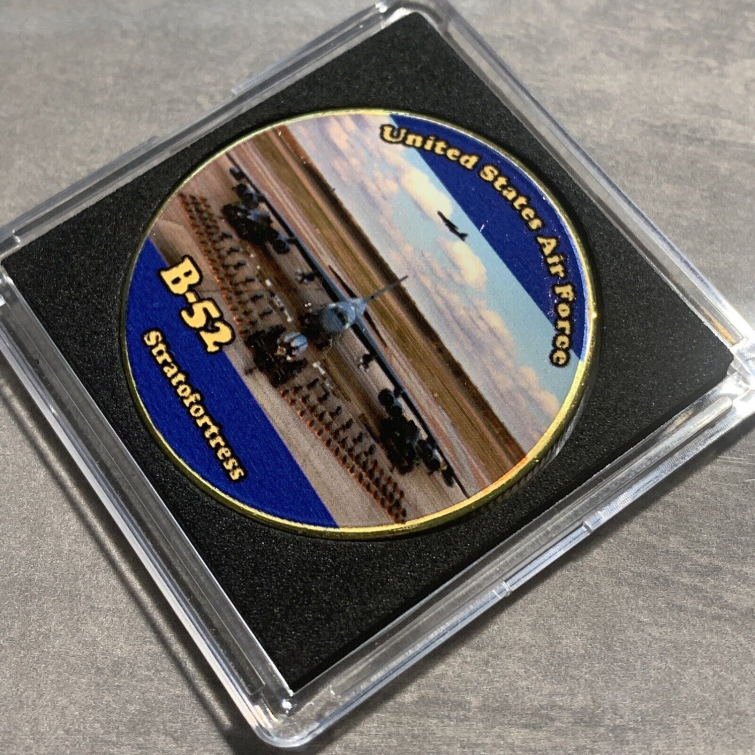 US AIR FORCE B-52 STRATOFORTRESS BOMBER JET Challenge Coin with Case!