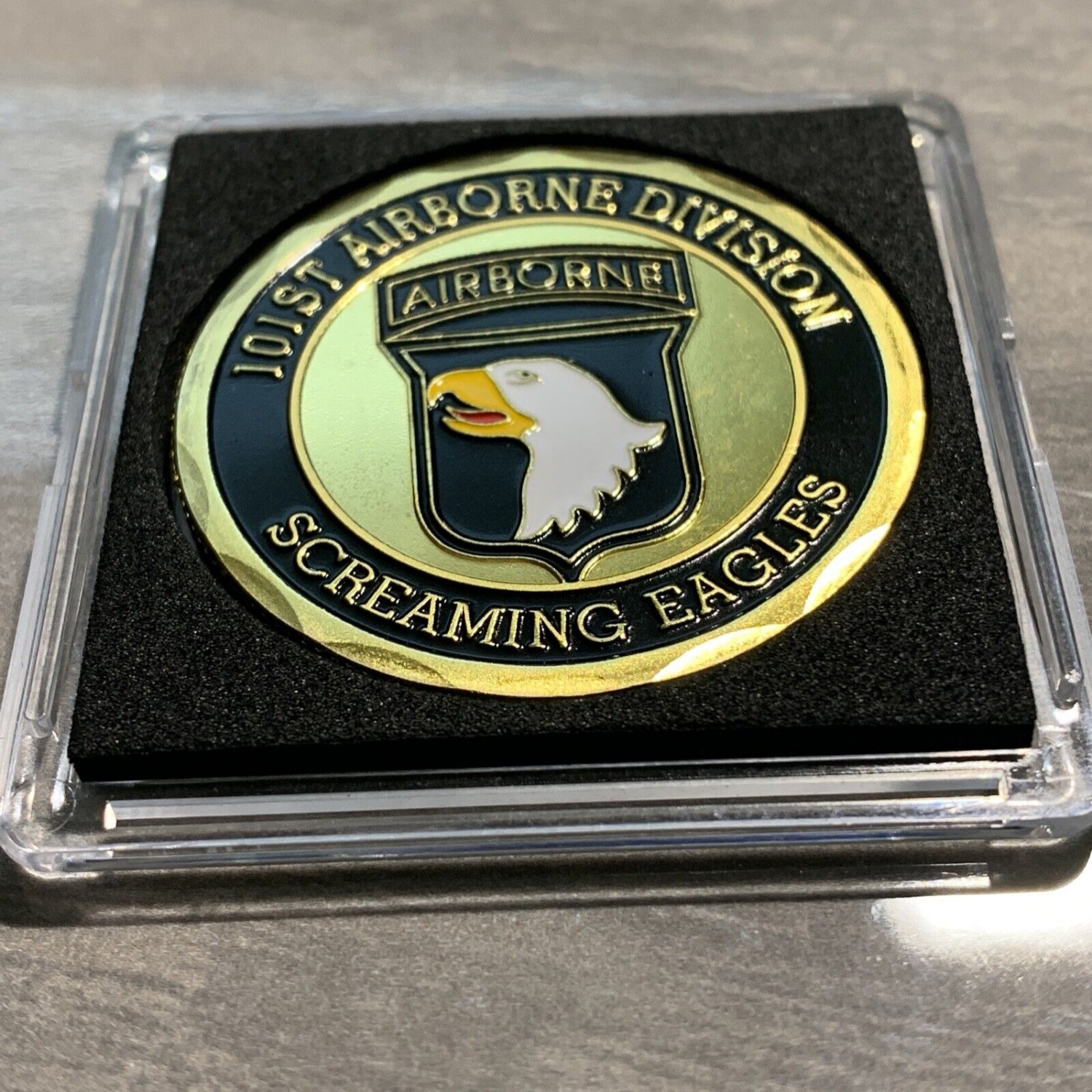 Army 101st Airborne Screaming Eagle Challenge Coin-US Army with Case!