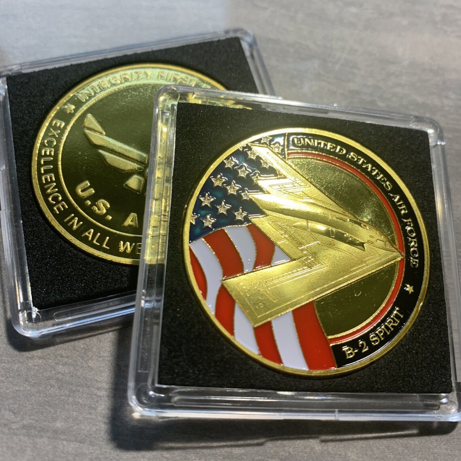 B-2 Spirit Stealth Bomber Challenge Coin United States AIR FORCE USAF w ...