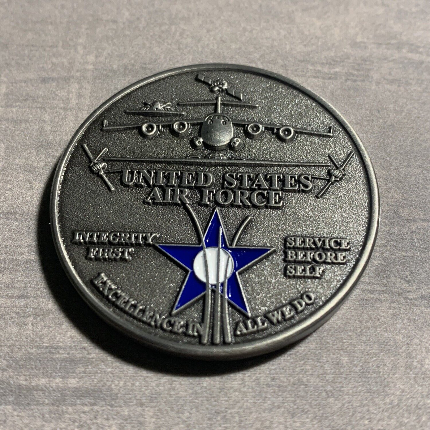 USAF TRAVIS AFB-Gateway to the Pacific Challenge Coin Brand New! Beautiful!