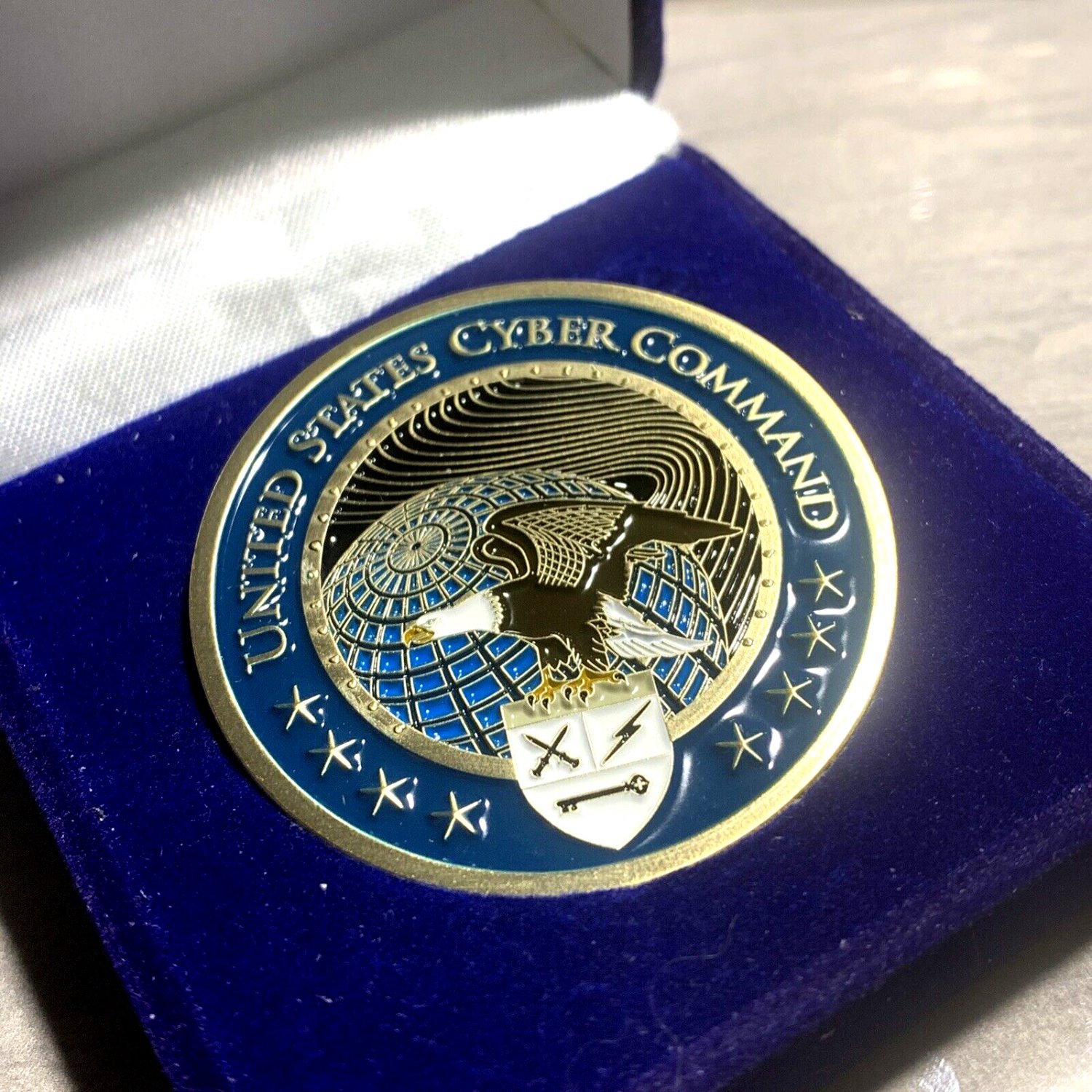 US CYBER COMMAND Challenge Coin DOD USCYBERCOM 1.75" w/PRESENTATION BOX