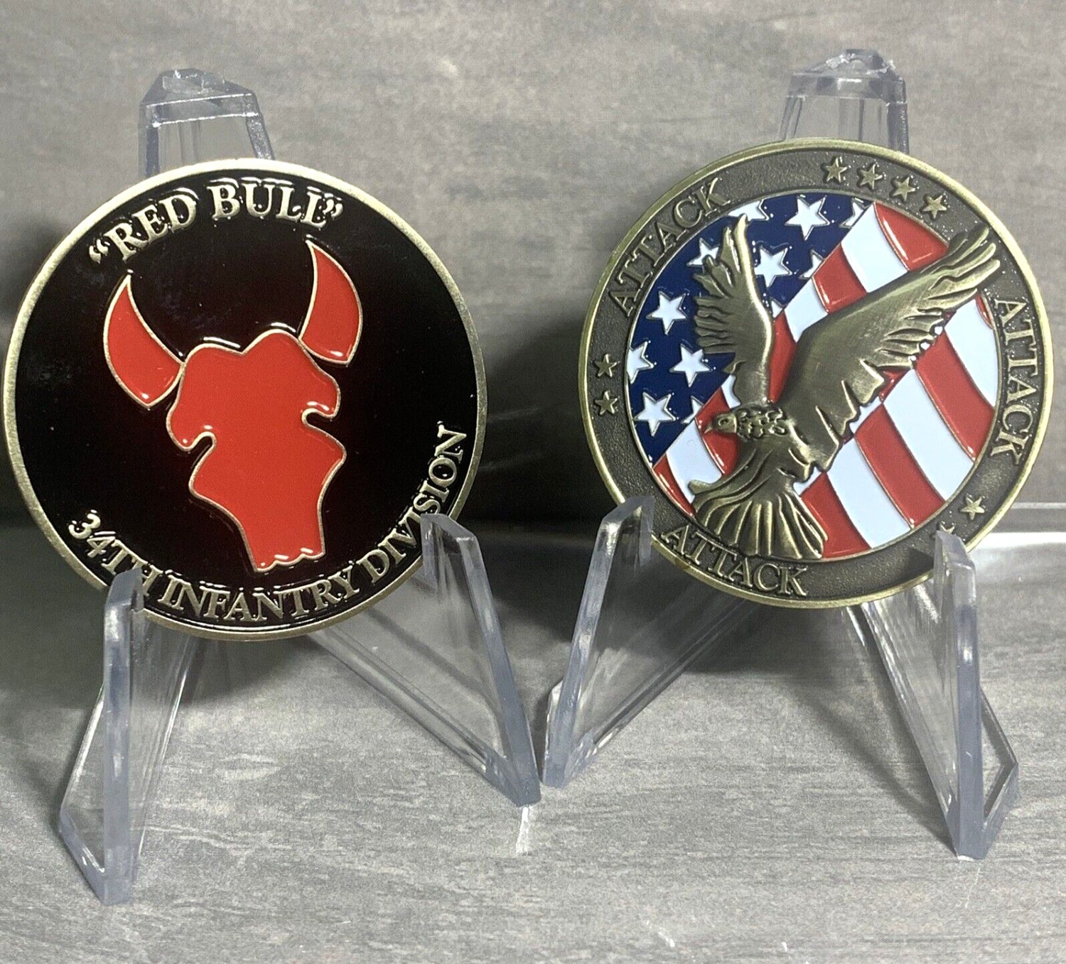 US ARMY 34TH INFANTRY DIVISION "RED BULL" Challenge Coin w Stand