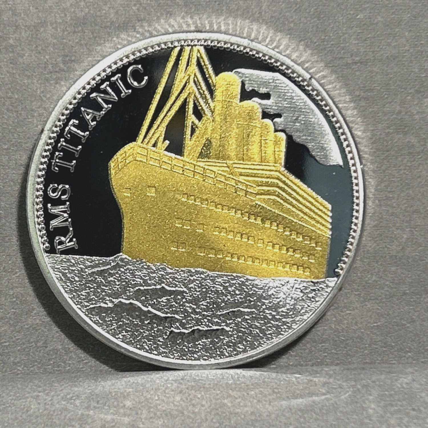 TITANIC COMMEMORATIVE Challenge Coin 2 TONE -IN STOCK SHIPS IN 24HRS-USA!