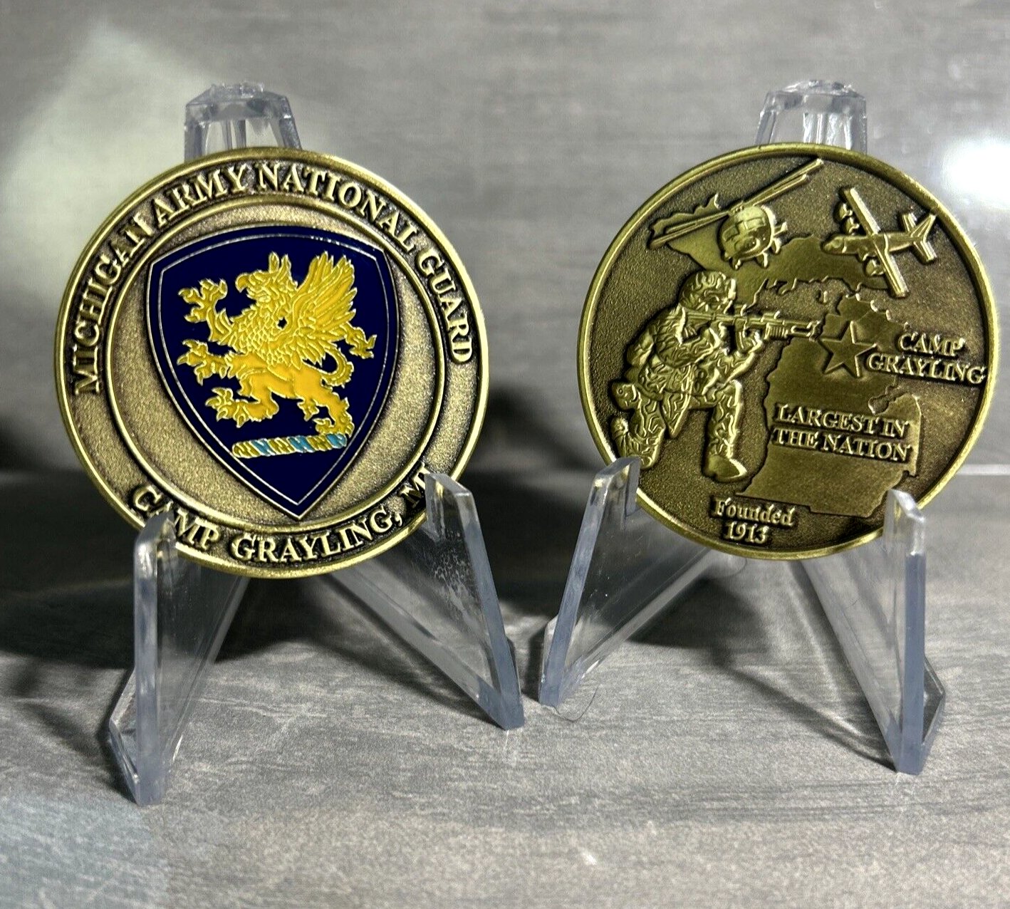 CAMP GRAYLING MICHIGAN NATIONAL GUARD Challenge Coin 1.75" with Display ...
