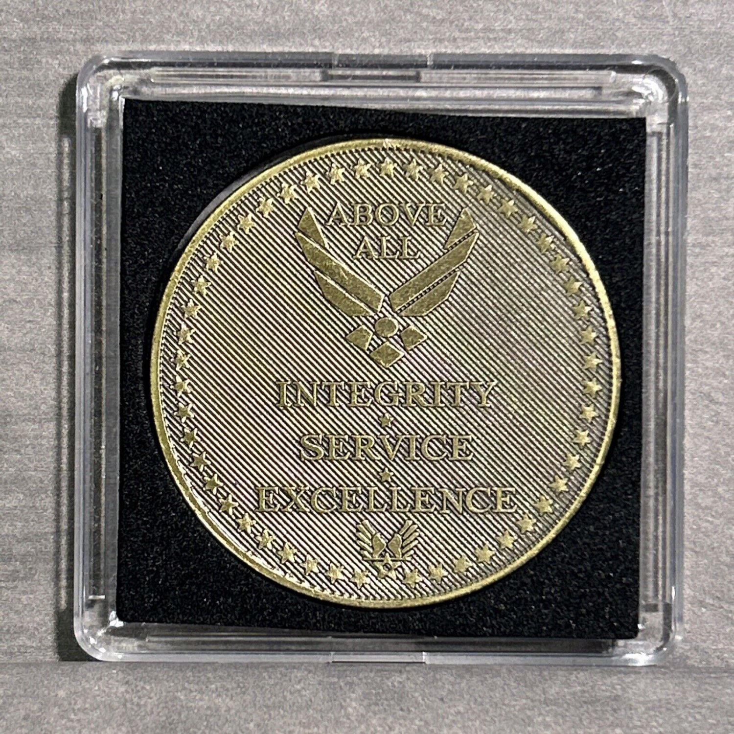 USAF VETERAN RETIRED Challenge Coin United States AIR FORCE USAF WITH CASE!