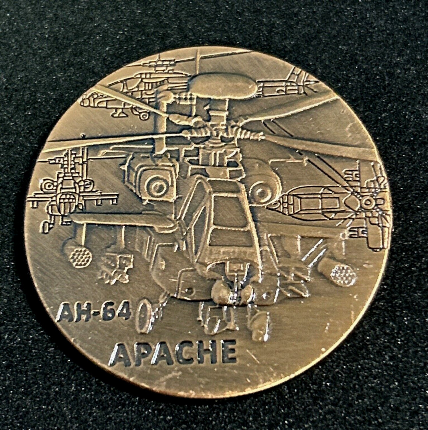 AH-64 APACHE Challenge Coin Attack Helicopter Boeing United States Army