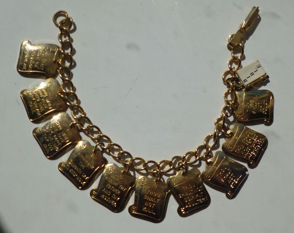Vintage 10 Commandments Gold Tone Link Charm Bracelet 7½” Length