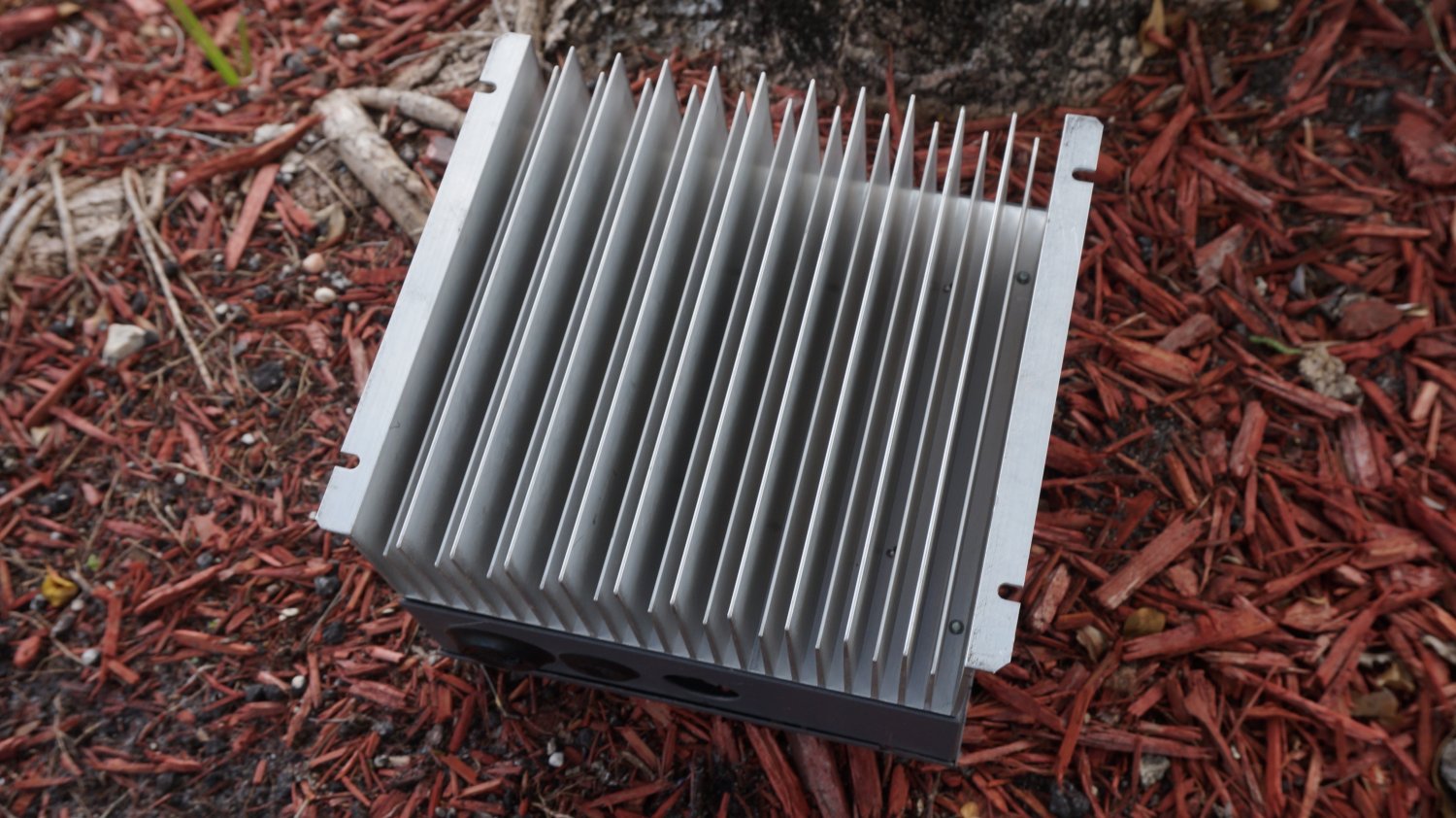 LEESON SPEEDMASTER MICRO SERIES ADJUSTABLE SPEED AC MOTOR CONTROL 8/16