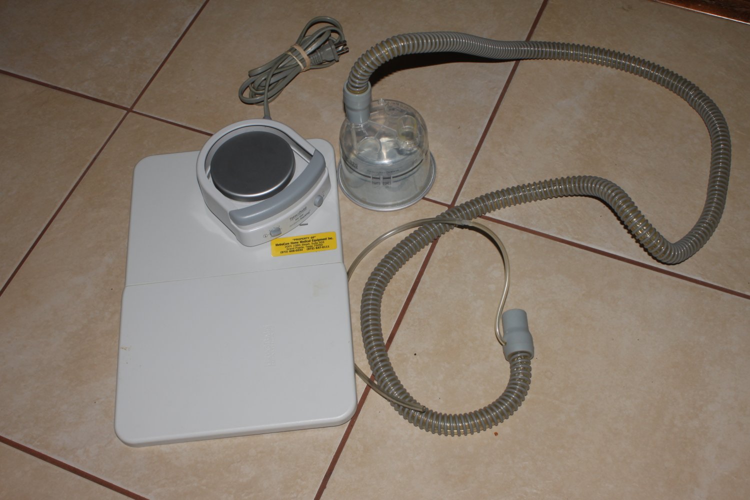 Fisher & Paykel HC-150 Heated Humidifier with hose tested and works ...