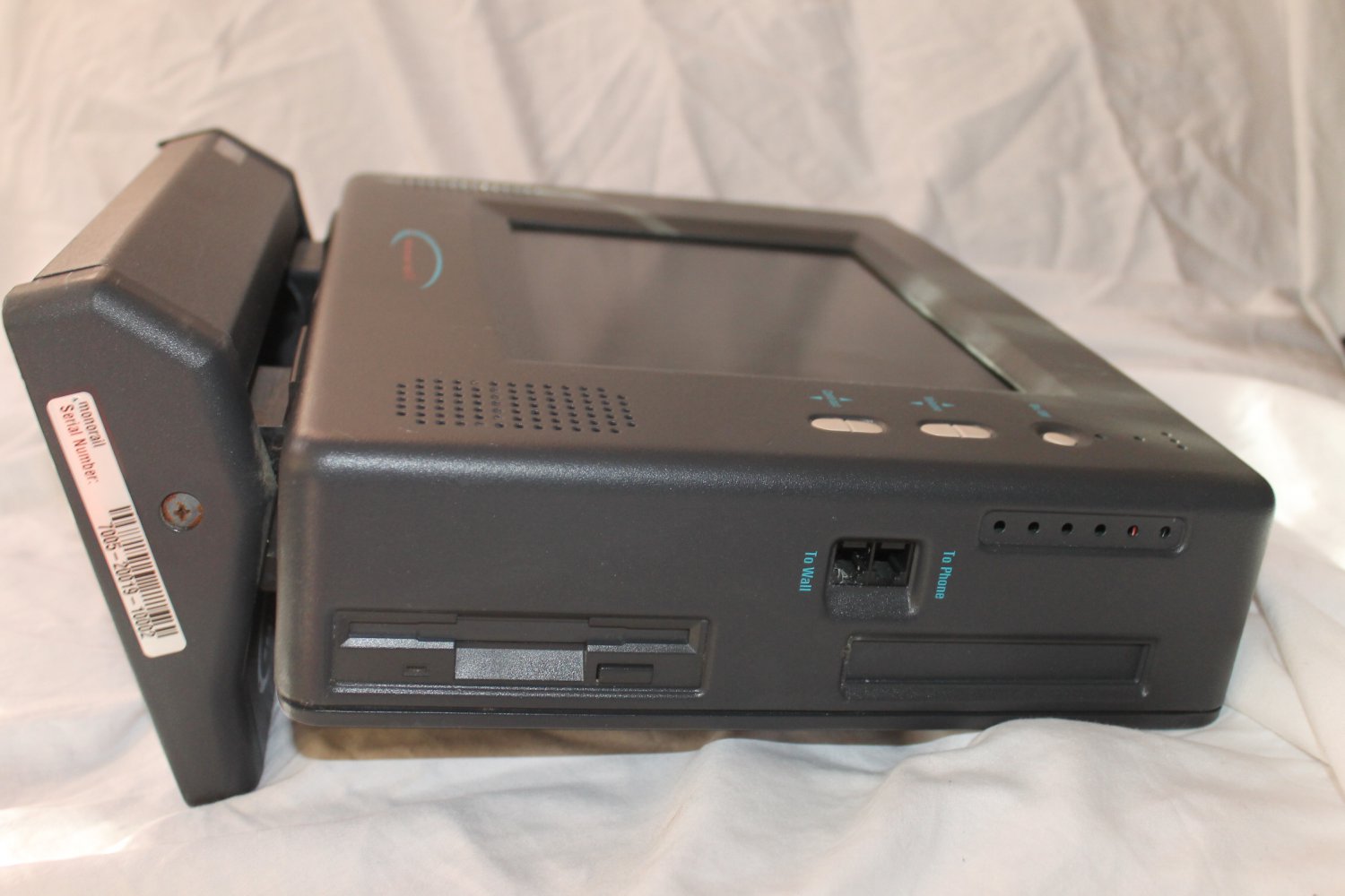 MONORAIL 133 PC SYSTEM - MAIN UNIT ONLY- POWERS ON 1/18