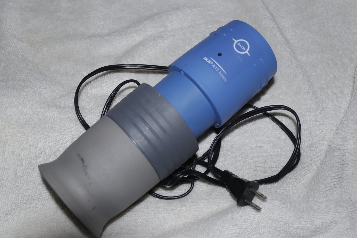 IKA Works Analytical Mill A11 Basic S1 25000rpm Fixed Speed, 80ml Max ...