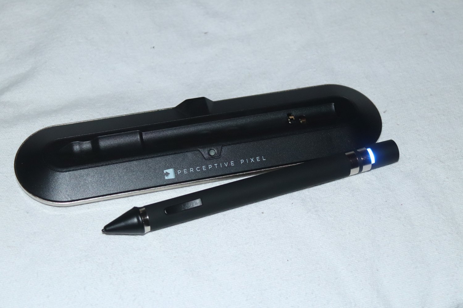 Microsoft perceptive pixel monitor stylus 6FV-00016 works ultra rare 2/ ... Microsoft perceptive pixel monitor stylus 6FV-00016 works ultra rare 2/ ...