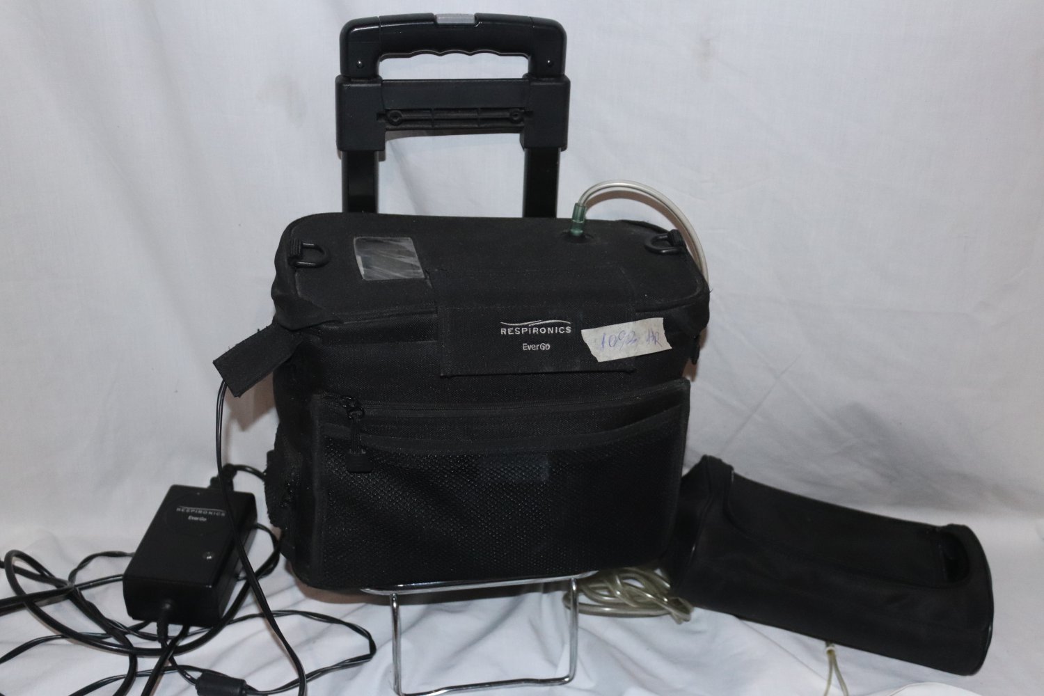 Phillips Respironics 900-000 EverGo Oxygen Concentrator w 1092 hours 2/ ...