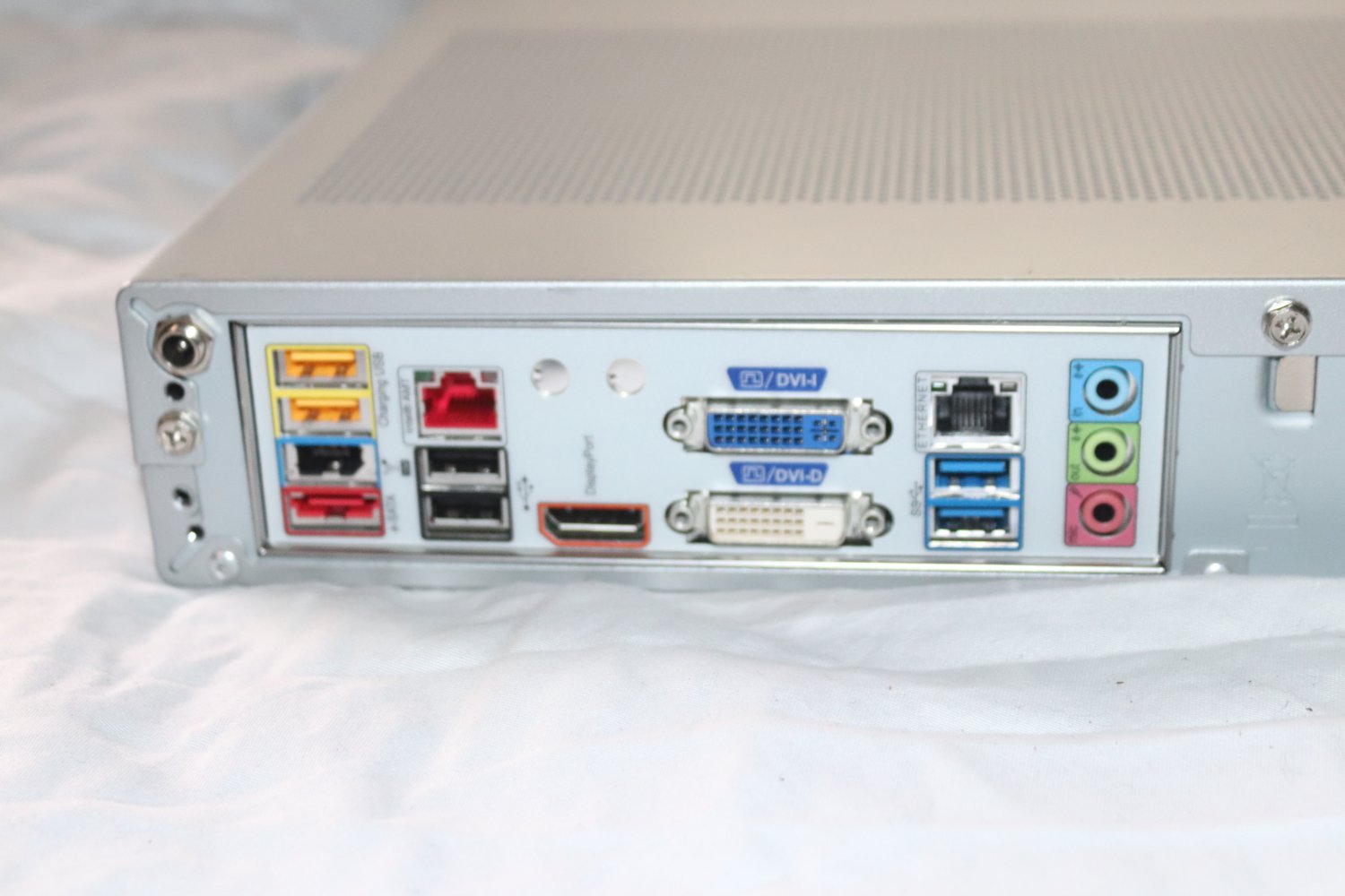 Polycom RealPresence rpcap-pro Capture Station Pro 2201-75500-000 Main ...