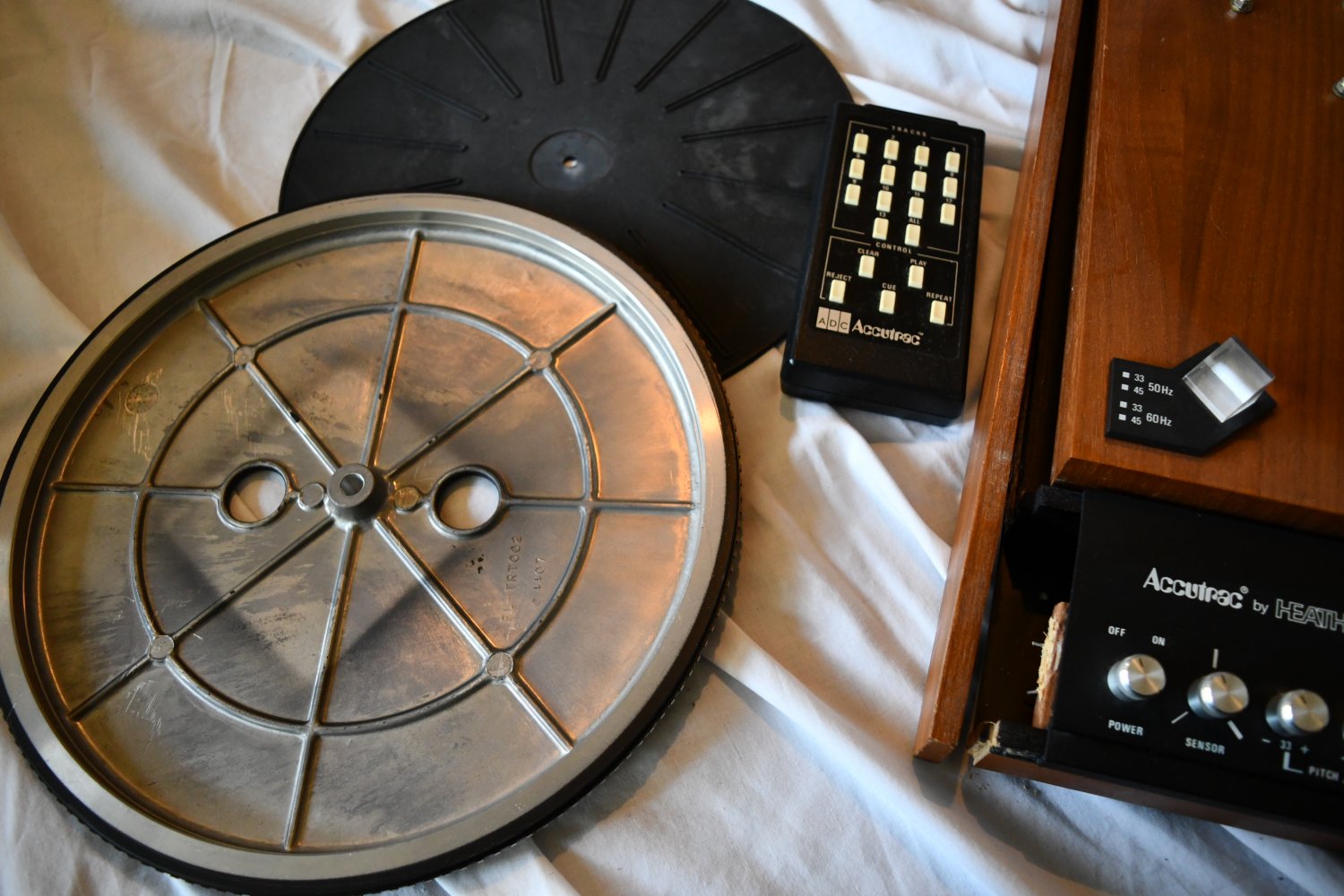 HEATHKIT ACCUTRAC AL-1700 TURNTABLE FOR RSTORE/ REPAIR POWERS ON RARE 1 ...