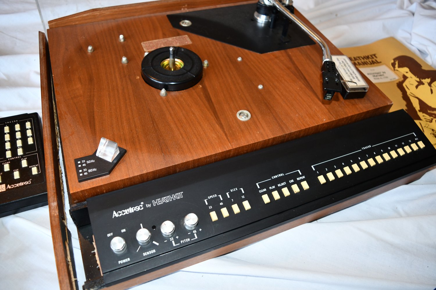 HEATHKIT ACCUTRAC AL-1700 TURNTABLE FOR RSTORE/ REPAIR POWERS ON RARE 1 ...