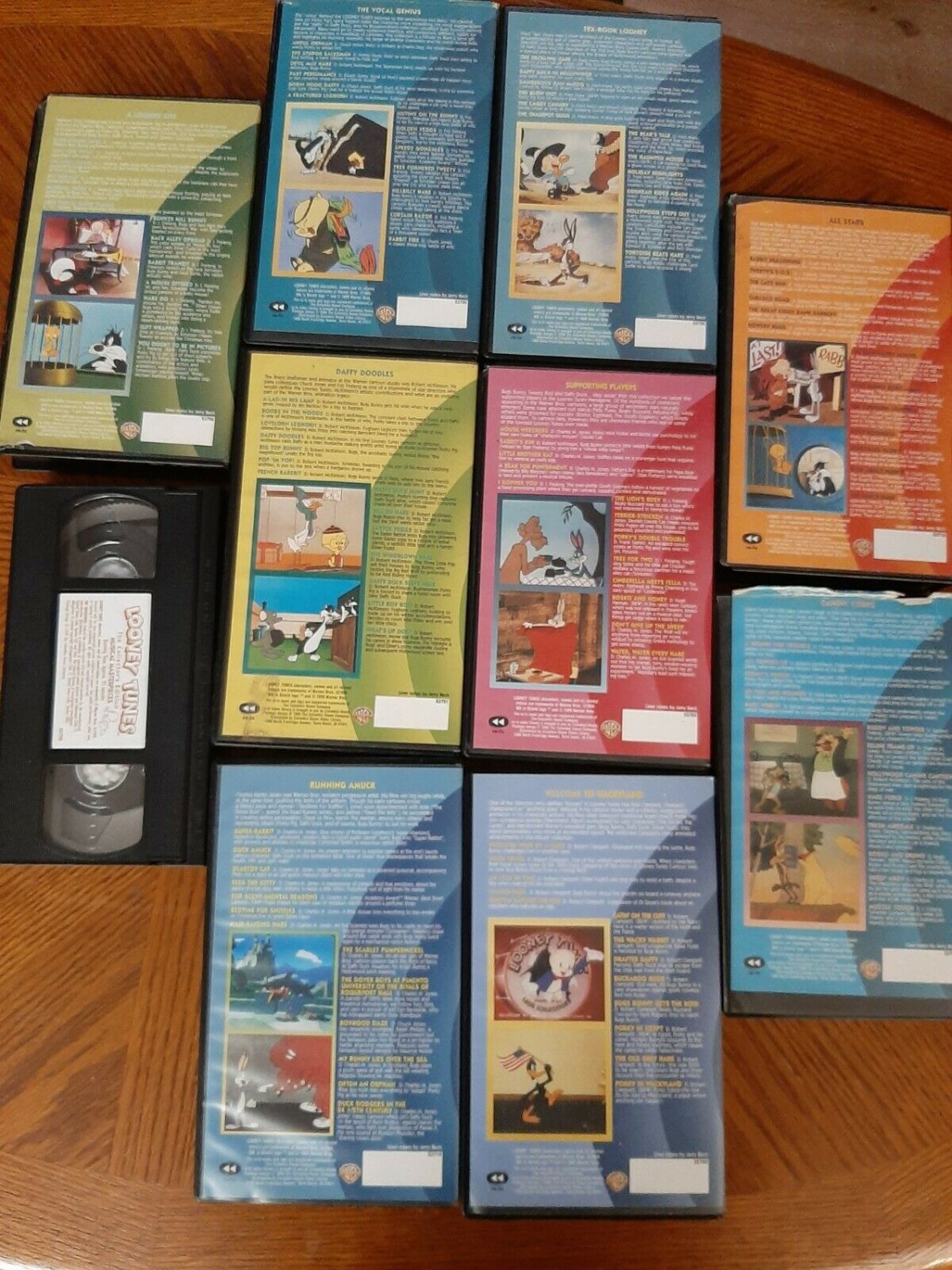LOT of 9 VHS Looney Tunes Collector's Edition All Stars Bugs Bunny RARE ...