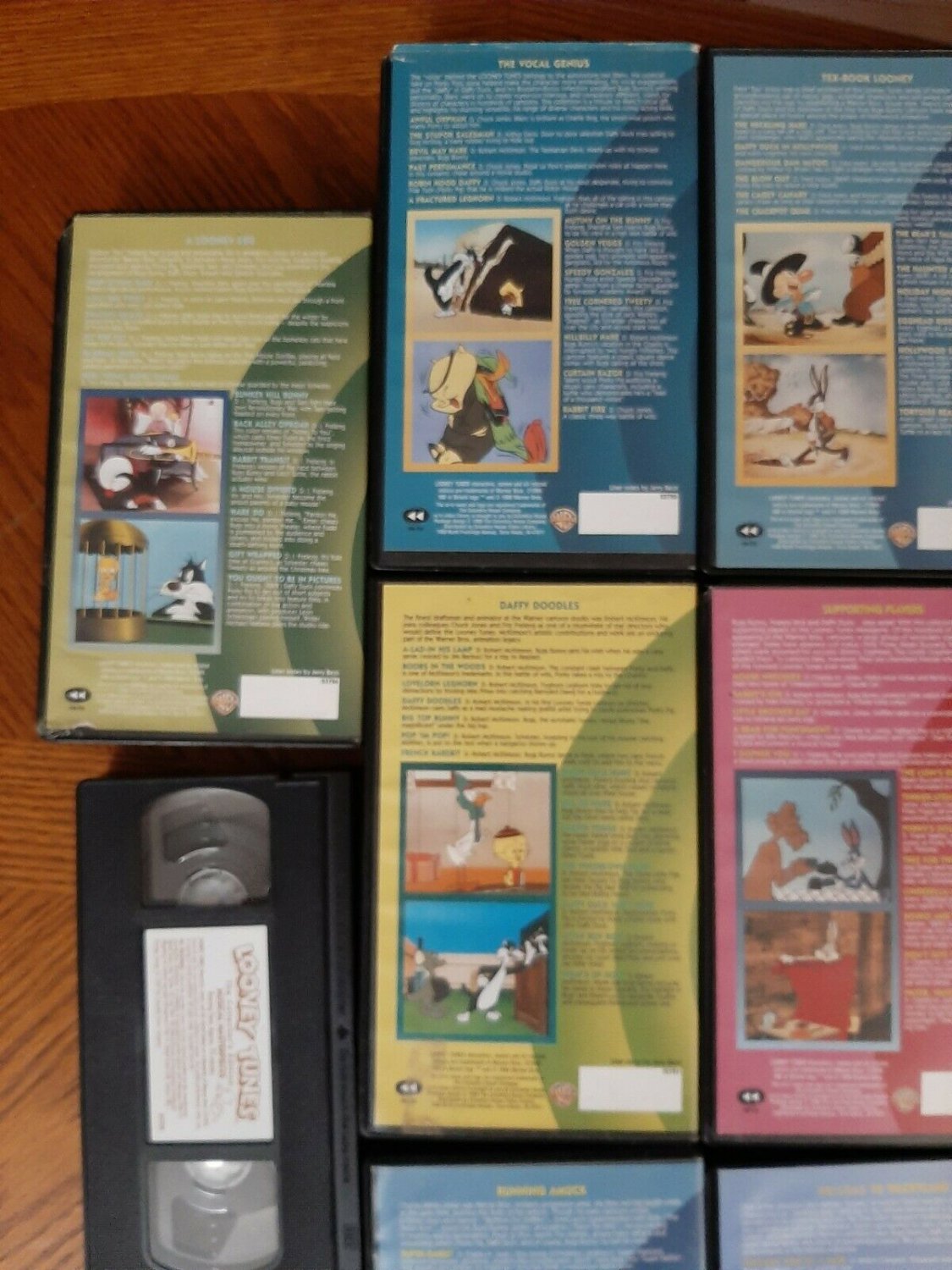 LOT of 9 VHS Looney Tunes Collector's Edition All Stars Bugs Bunny RARE ...