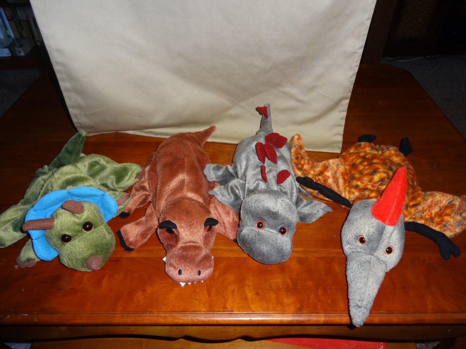 4 Dream USA DINOSAUR Glove Hand Puppet Pterodacyl, T-Rex, Stegosaurus ...