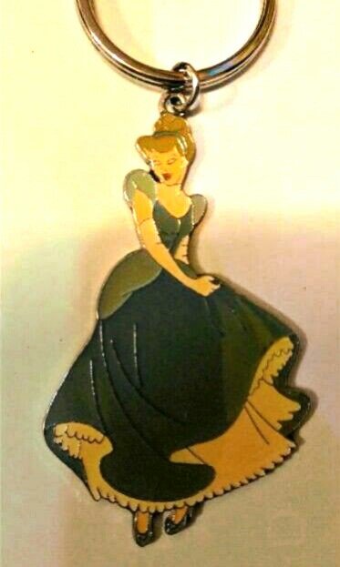Vintage Disney Cinderella Metal Keychain 7cm x 4.5cm (2.7" x 1.8") RARE ...