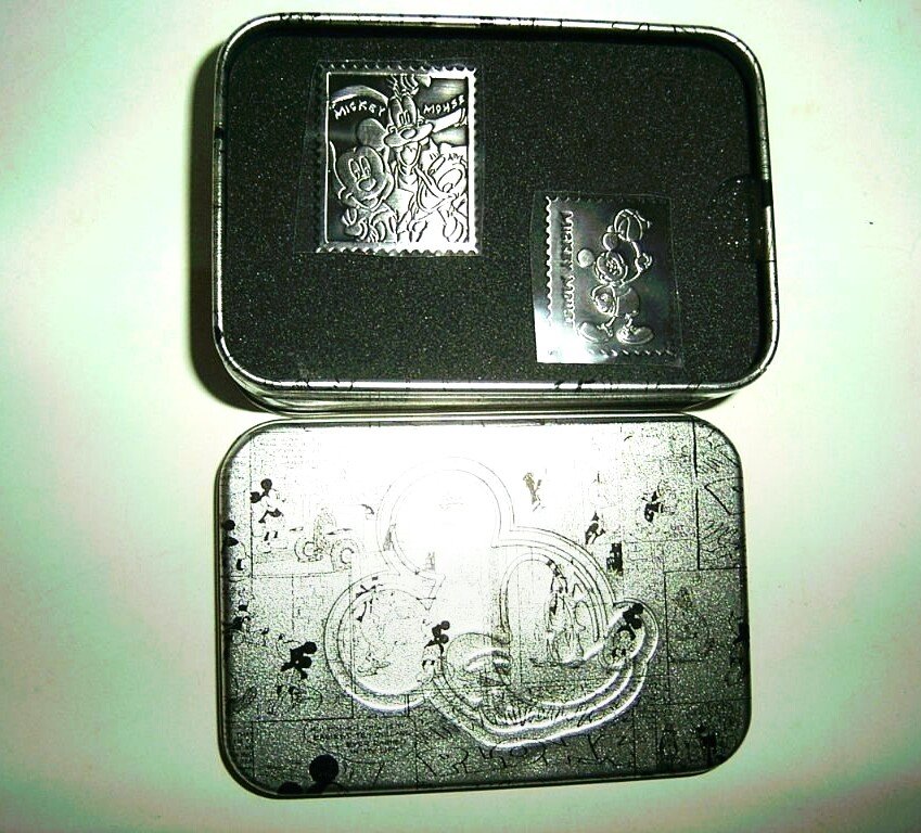 Disney Mickey Donald Duck Goofy Stamp Shaped 2 Pin Boxset w/tin box