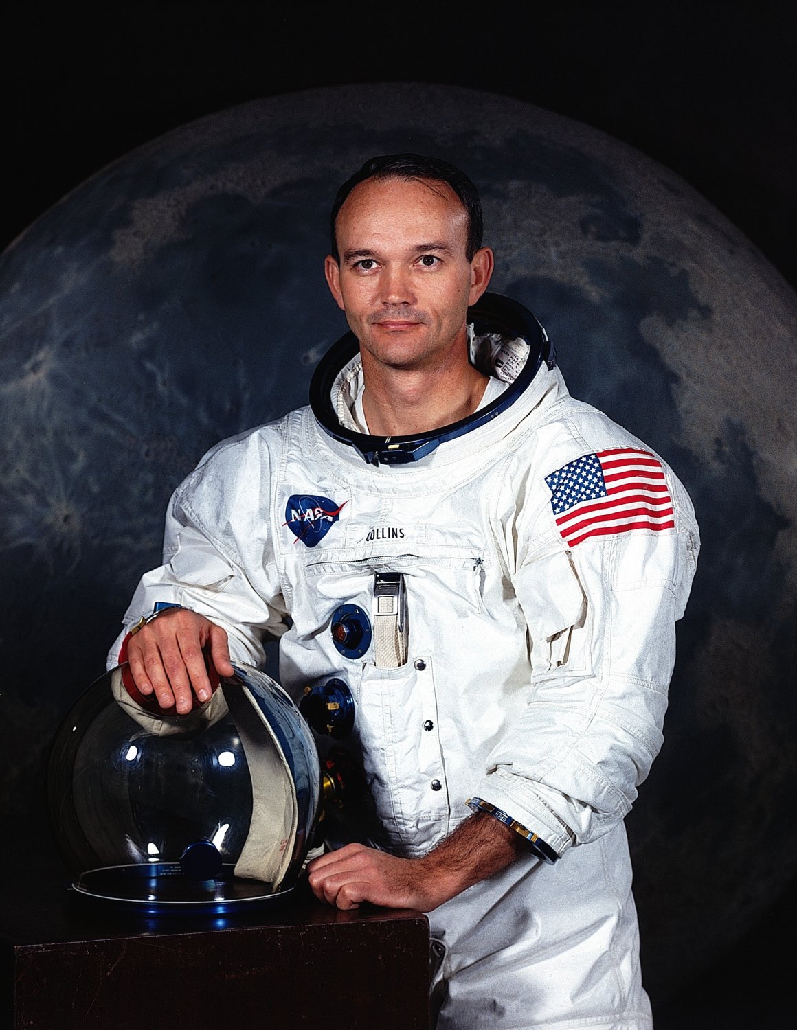 APOLLO 11 NASA ASTRONAUT MICHAEL COLLINS - 8X10 NASA PHOTO (EP-508)