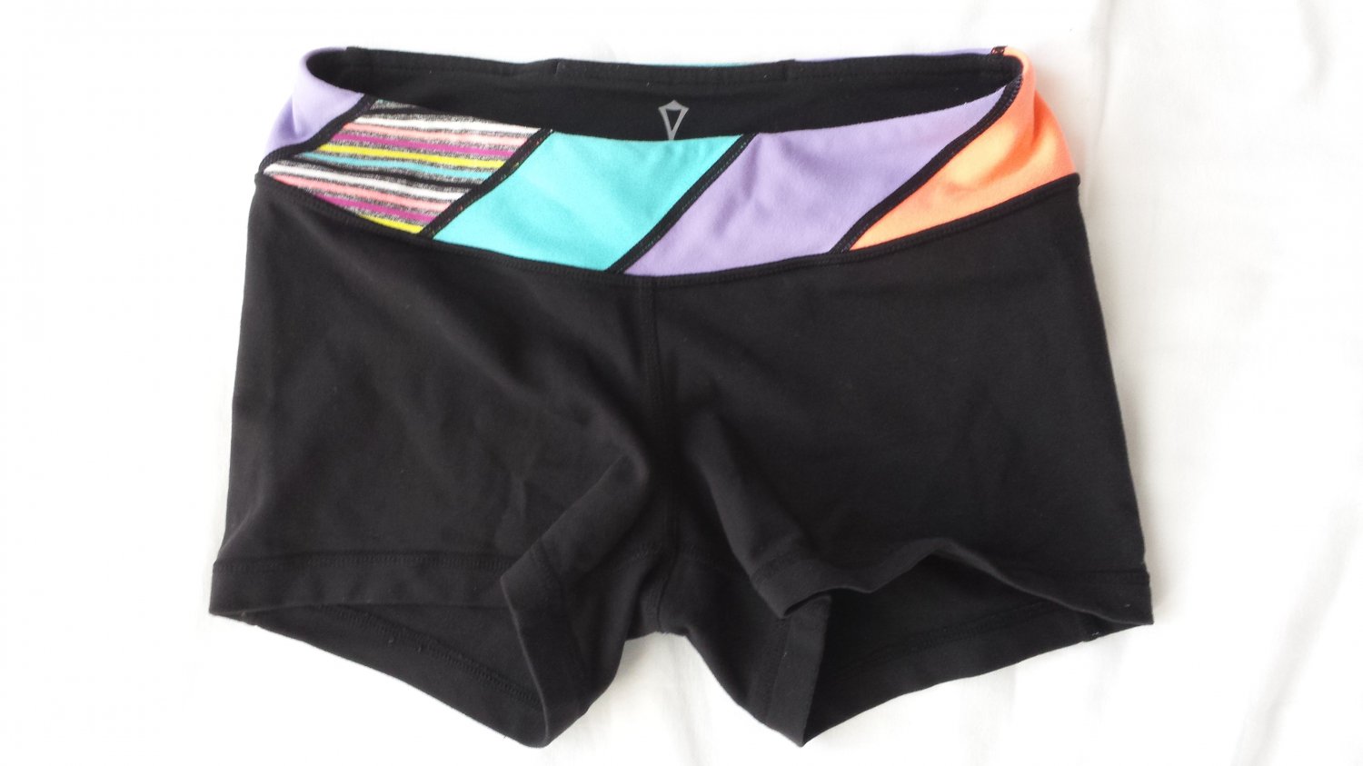 Ivivva Girls Size 12 Reversible Rhythmic Shorts