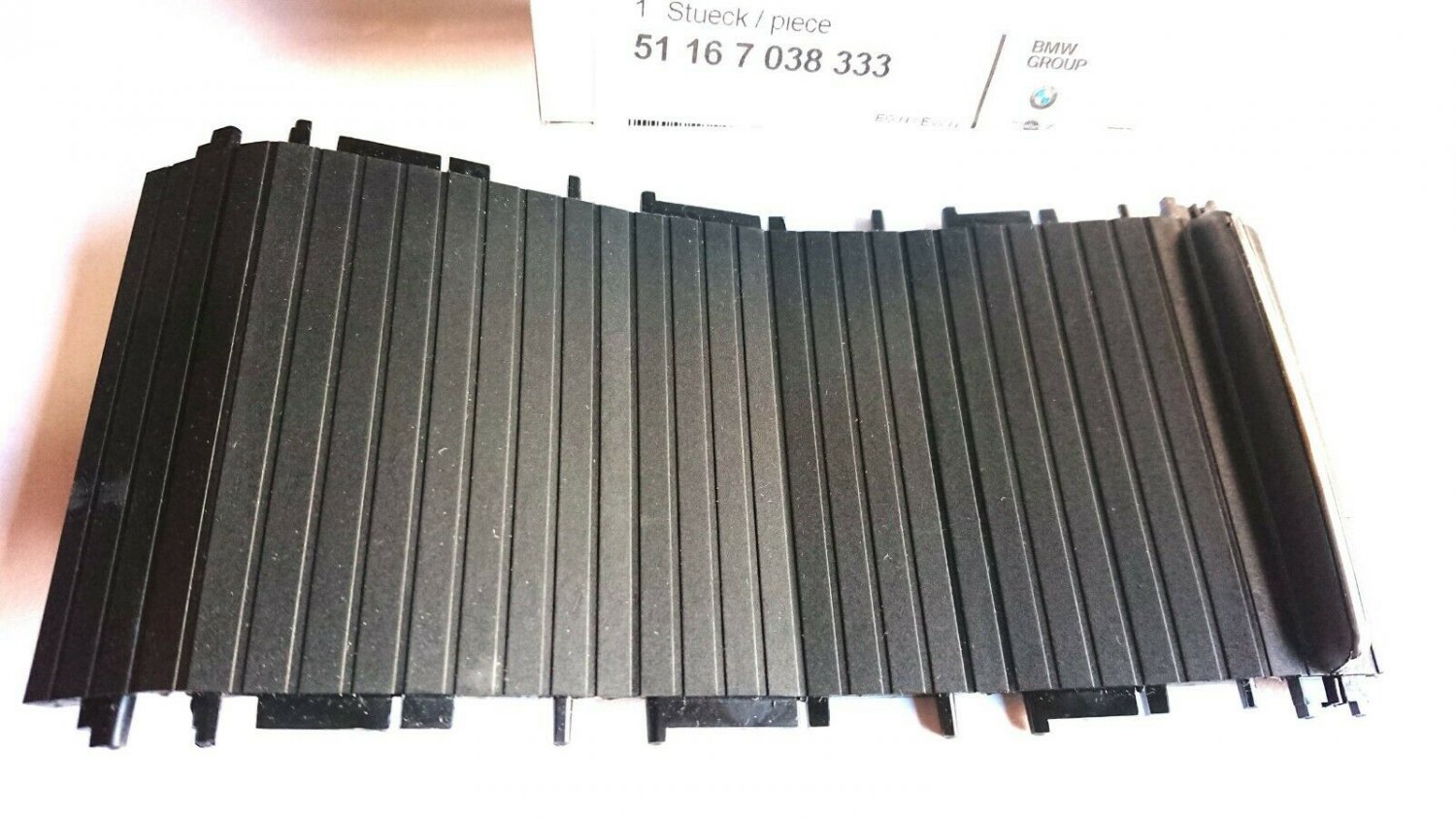 BMW E46 GENUINE Center Console Black Roller Cover 51167038333