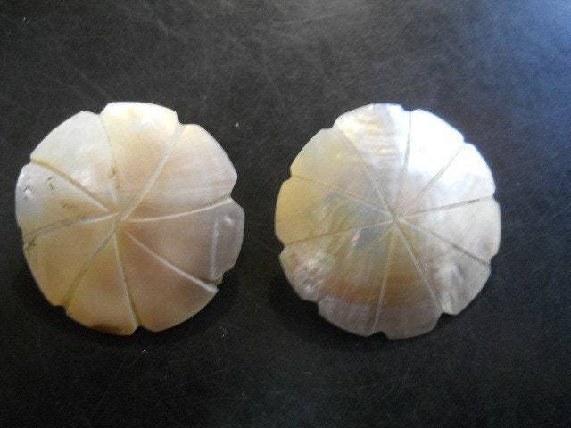 Natural Shell Post Carved Design Earrings Shells Hand Made #FJW262