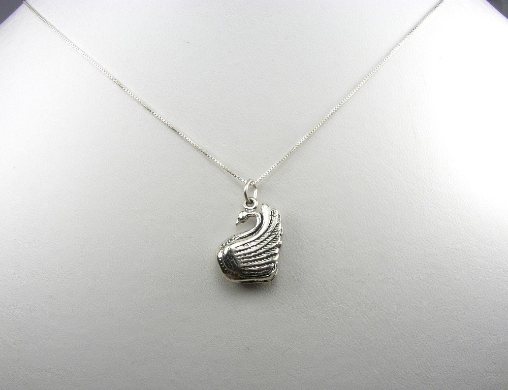 Sterling Silver Swan Pendant and chain Necklace