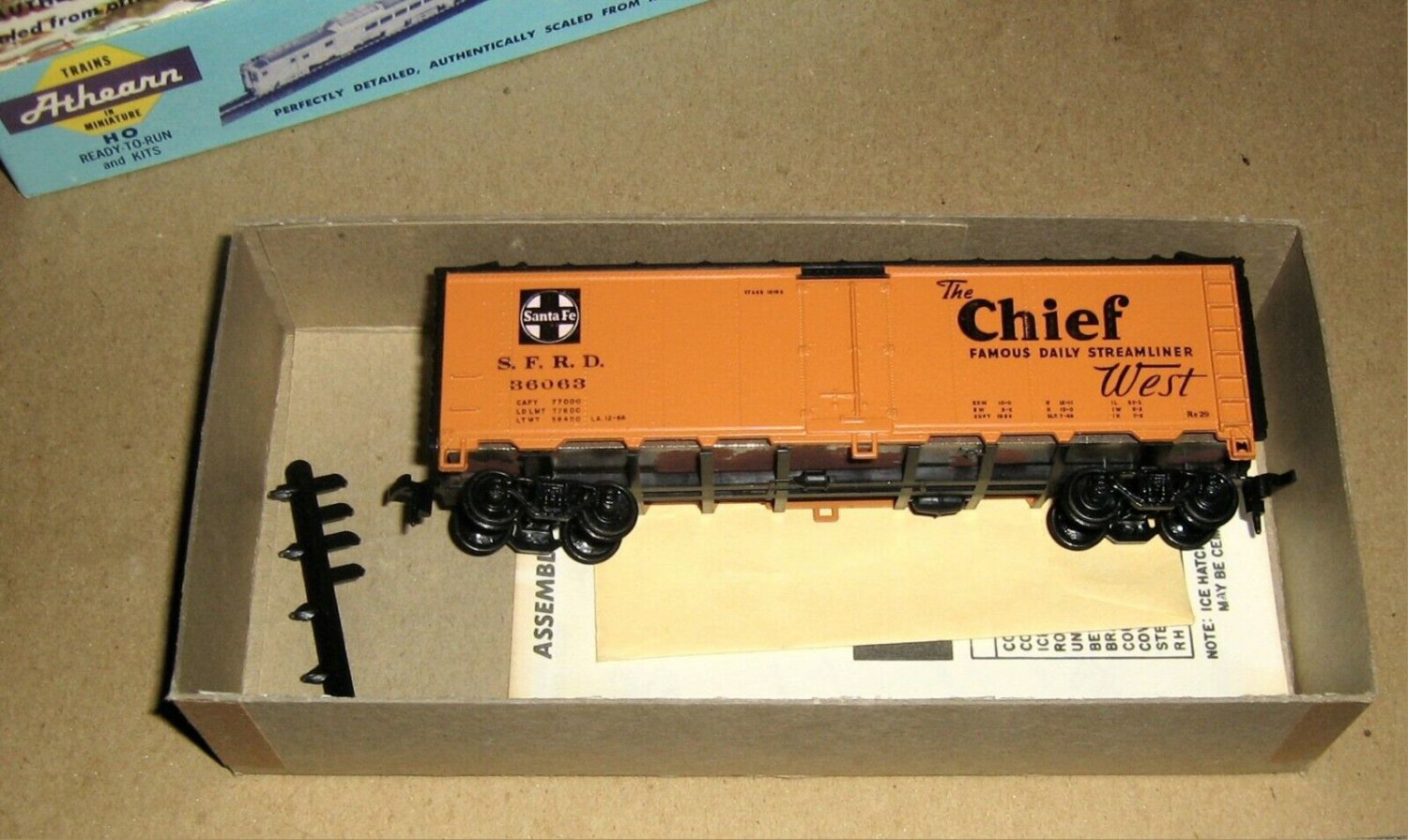 Athearn 5022 HO Scale SFRD 36063 ATSF Santa Fe Map 40' Reefer,The Chief ...