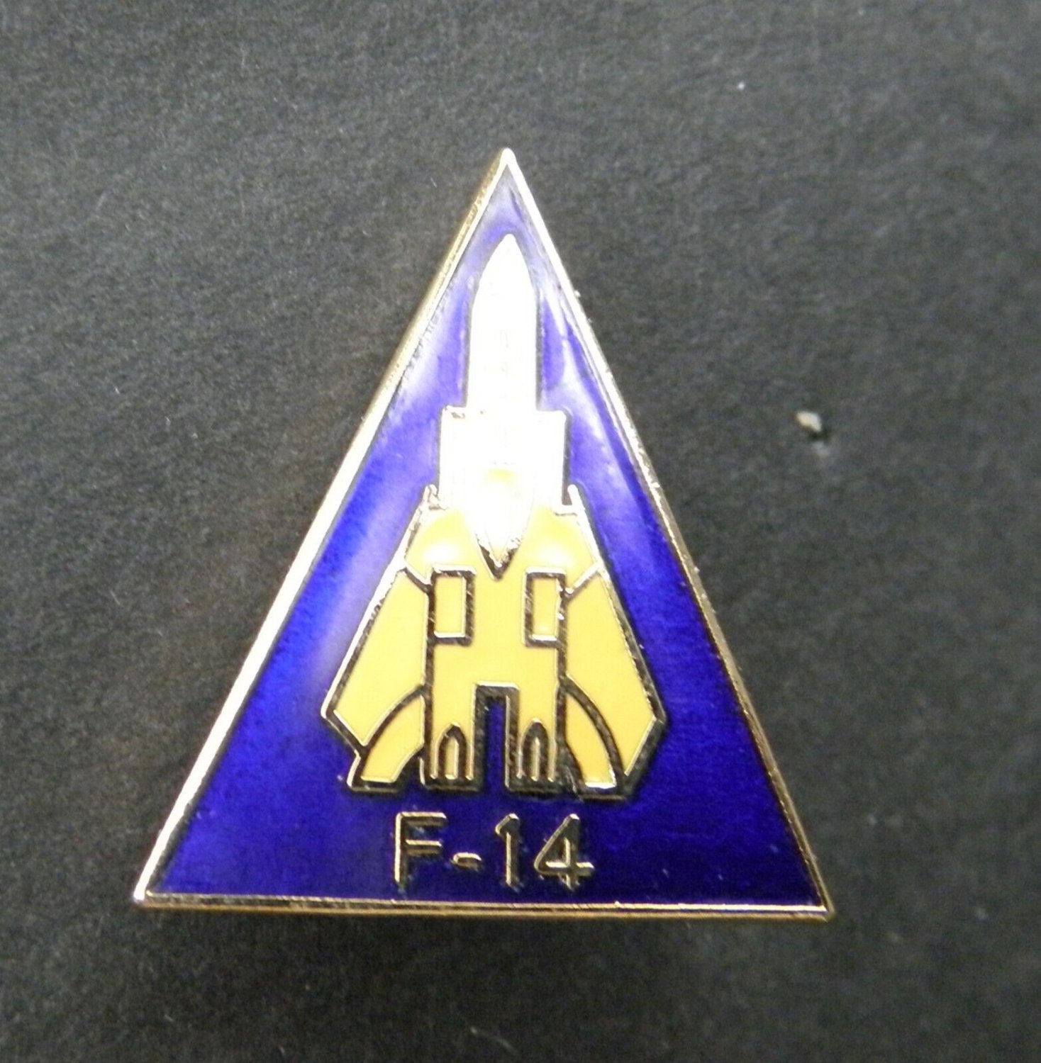 NAVY F-14A TOMCAT FIGHTER AIRCRAFT LAPEL HAT PIN 7/8 x 1 INCHES