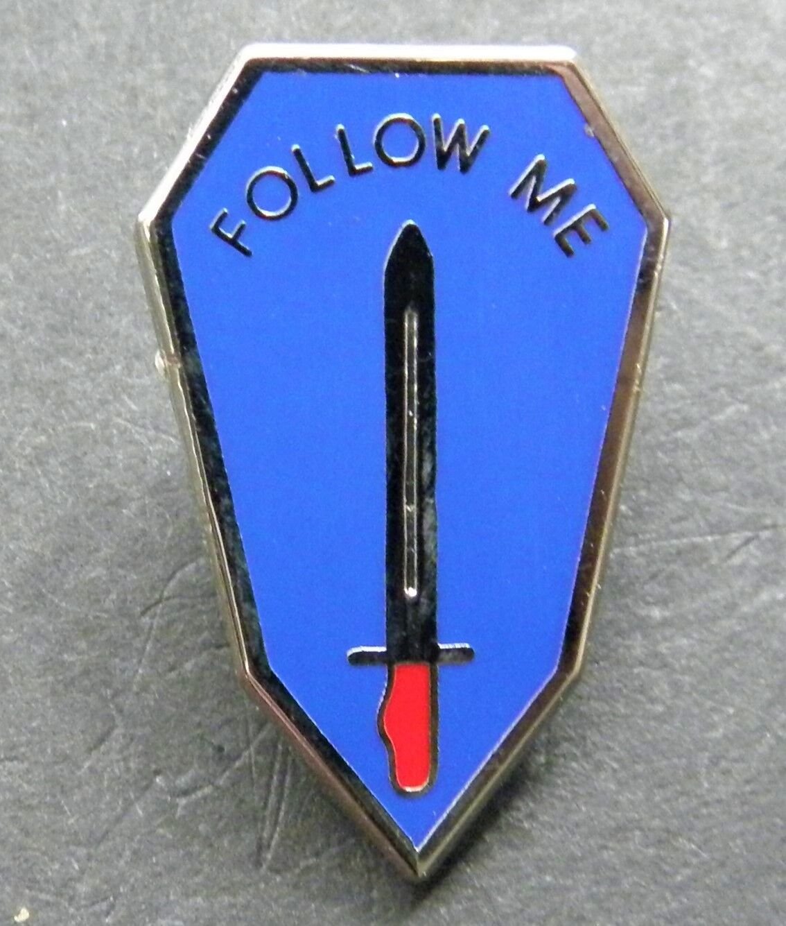 US ARMY INFANTRY SCHOOL LAPEL PIN BADGE 1 INCH