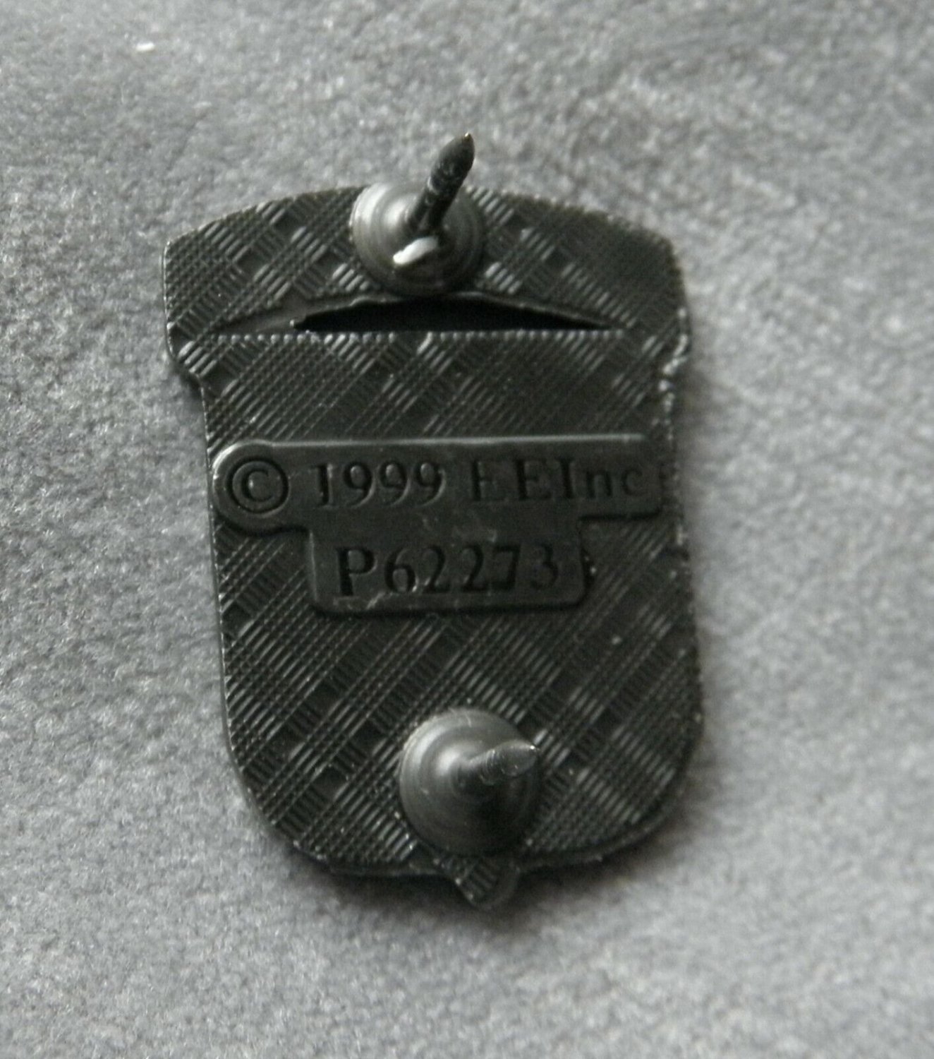 US ARMY 101ST AIRBORNE DIVISION PEWTER LAPEL PIN BADGE 1 inch