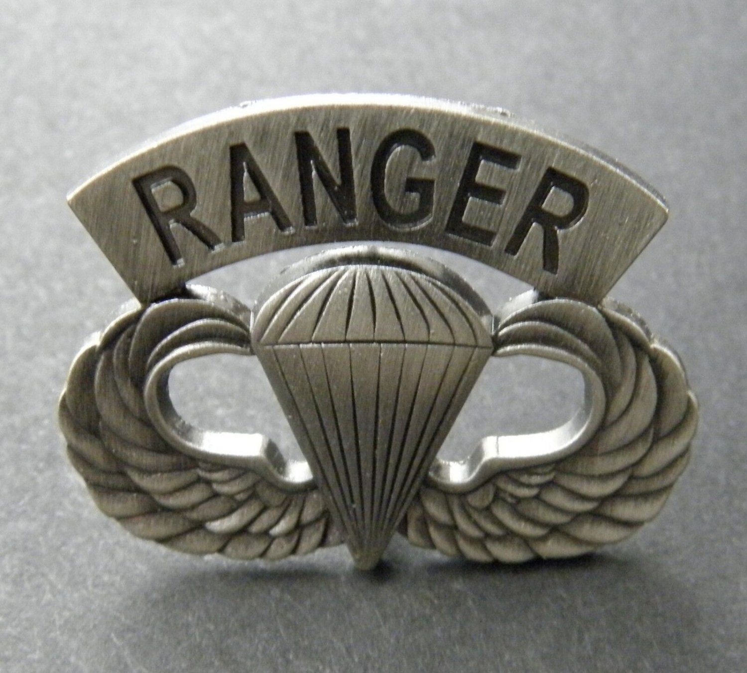 US ARMY RANGER SPECIAL FORCES PARA WINGS LAPEL PIN 1.25 INCHES