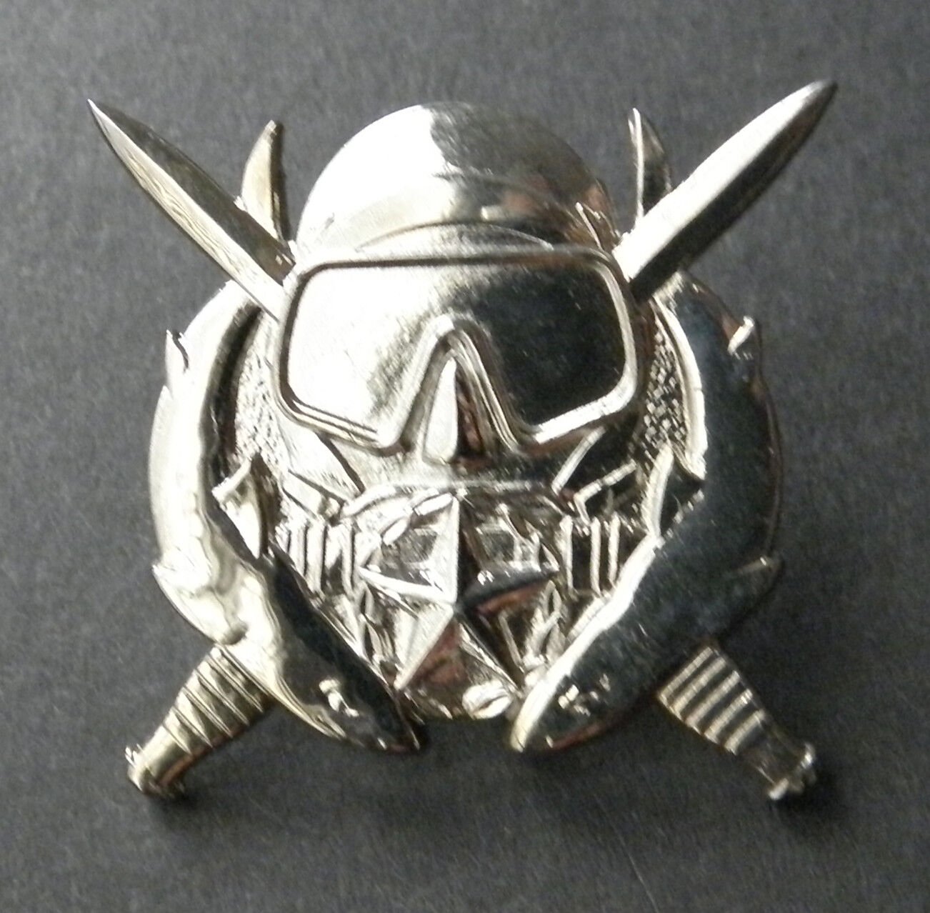 Army Special Operations Diving Supervisor Dive Lapel Pin Badge 1.25 inches