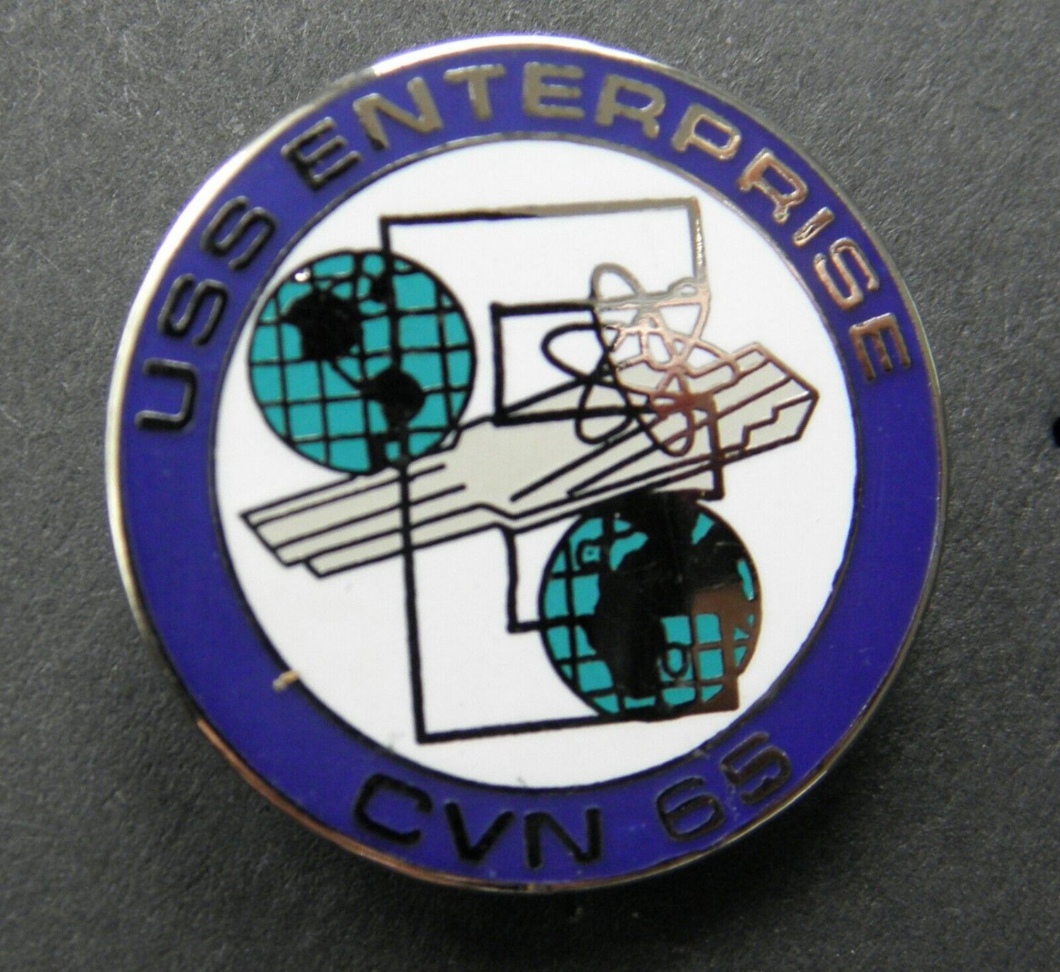 US NAVY USS ENTERPRISE AIRCRAFT CARRIER LAPEL PIN BADGE 1 INCH