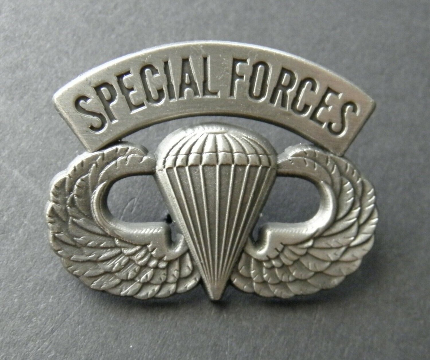 ARMY SPECIAL FORCES LARGE WINGS LAPEL PIN - 1.5 INCHES