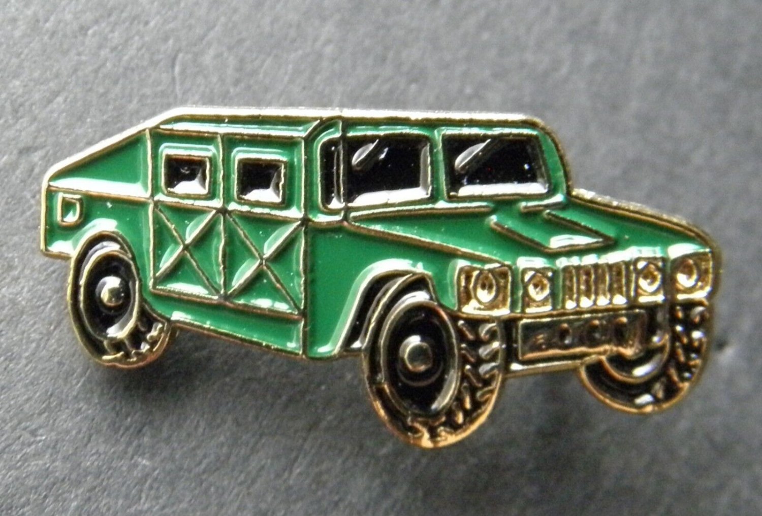 HUMVEE LIGHT ARMORED TRUCK HUMMER LAPEL HAT PIN BADGE 1 INCH