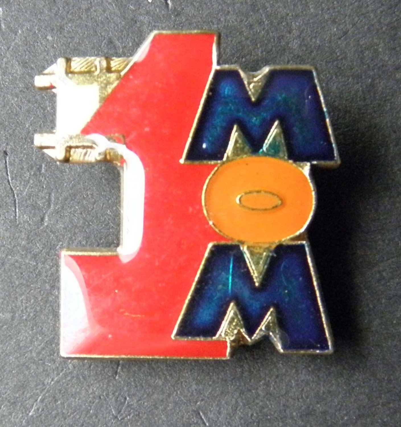 NUMBER # 1 MOM HEART LOVE YOU FUN CUTE LAPEL PIN BADGE 1 INCH