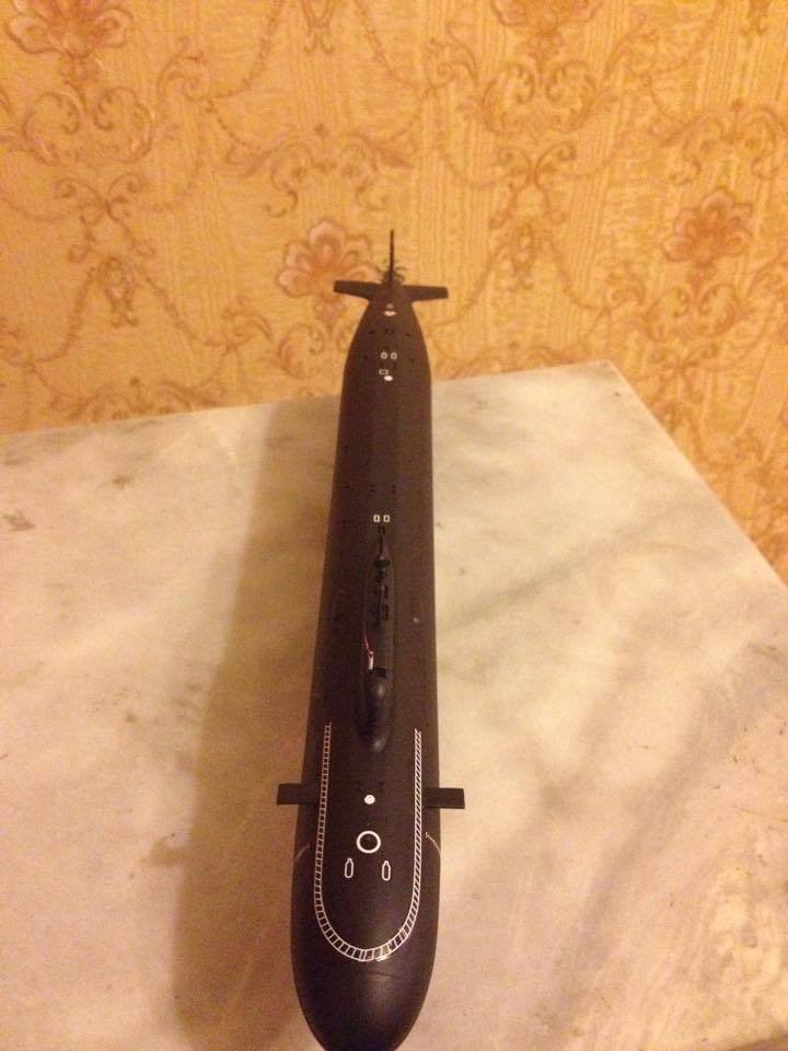 1:350 Russian Yasen class submarine complete model