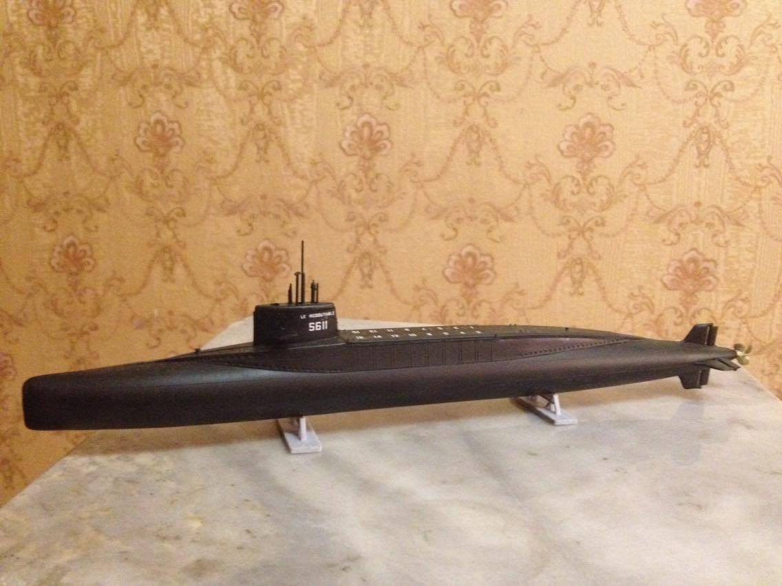 1:350 French Redoutable class ballistic submarine complete model