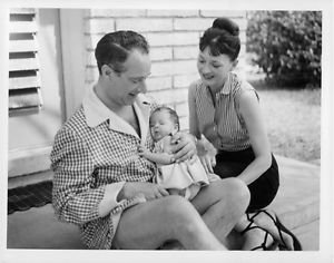 Victor Borge and family - 8x10 photo