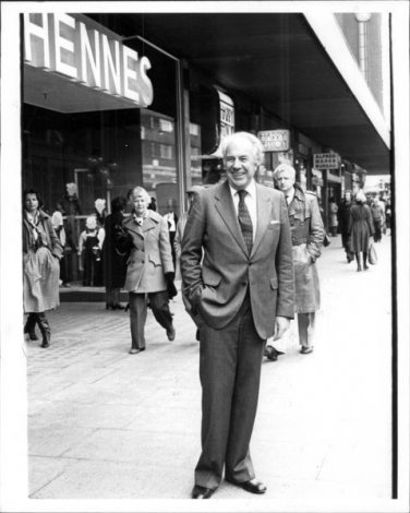 Erling Persson - 8x10 photo