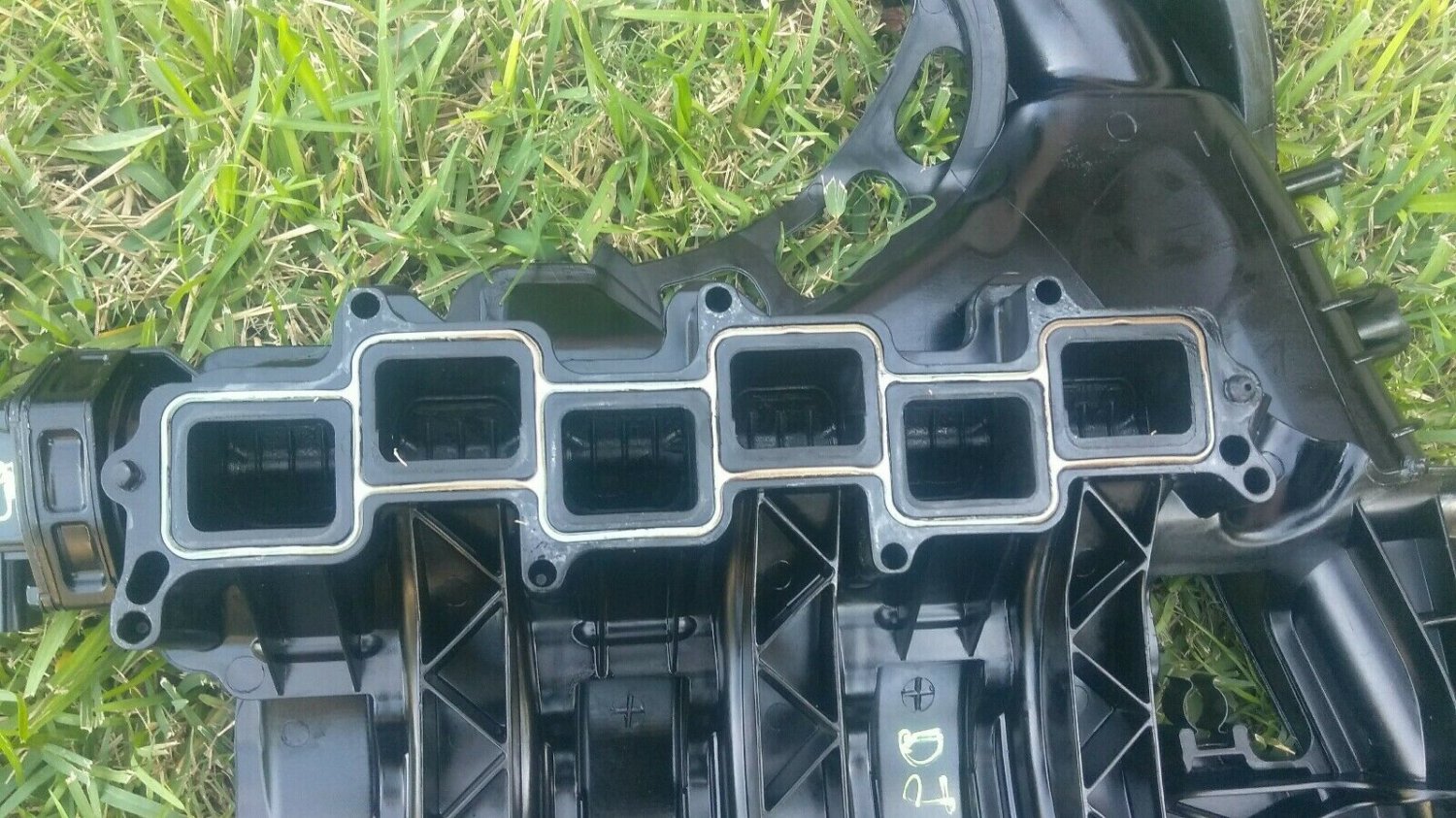 2007-2010 DODGE CHARGER MAGNUM CHRYSLER 300 3.5L V6 INTAKE MANIFOLD