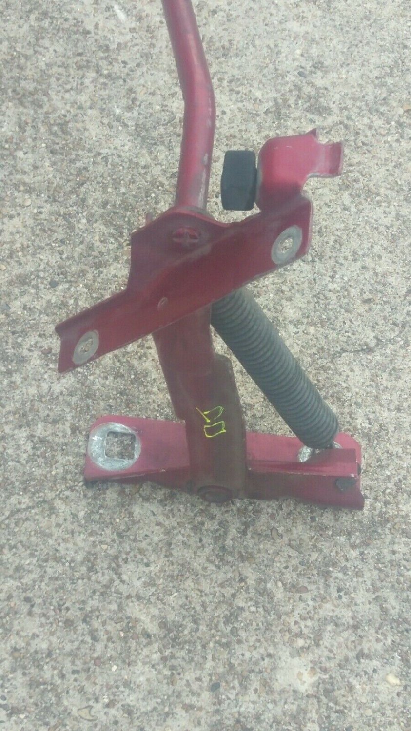 1990 BUICK LESABRE SEDAN HOOD HINGES ASSEMBLY