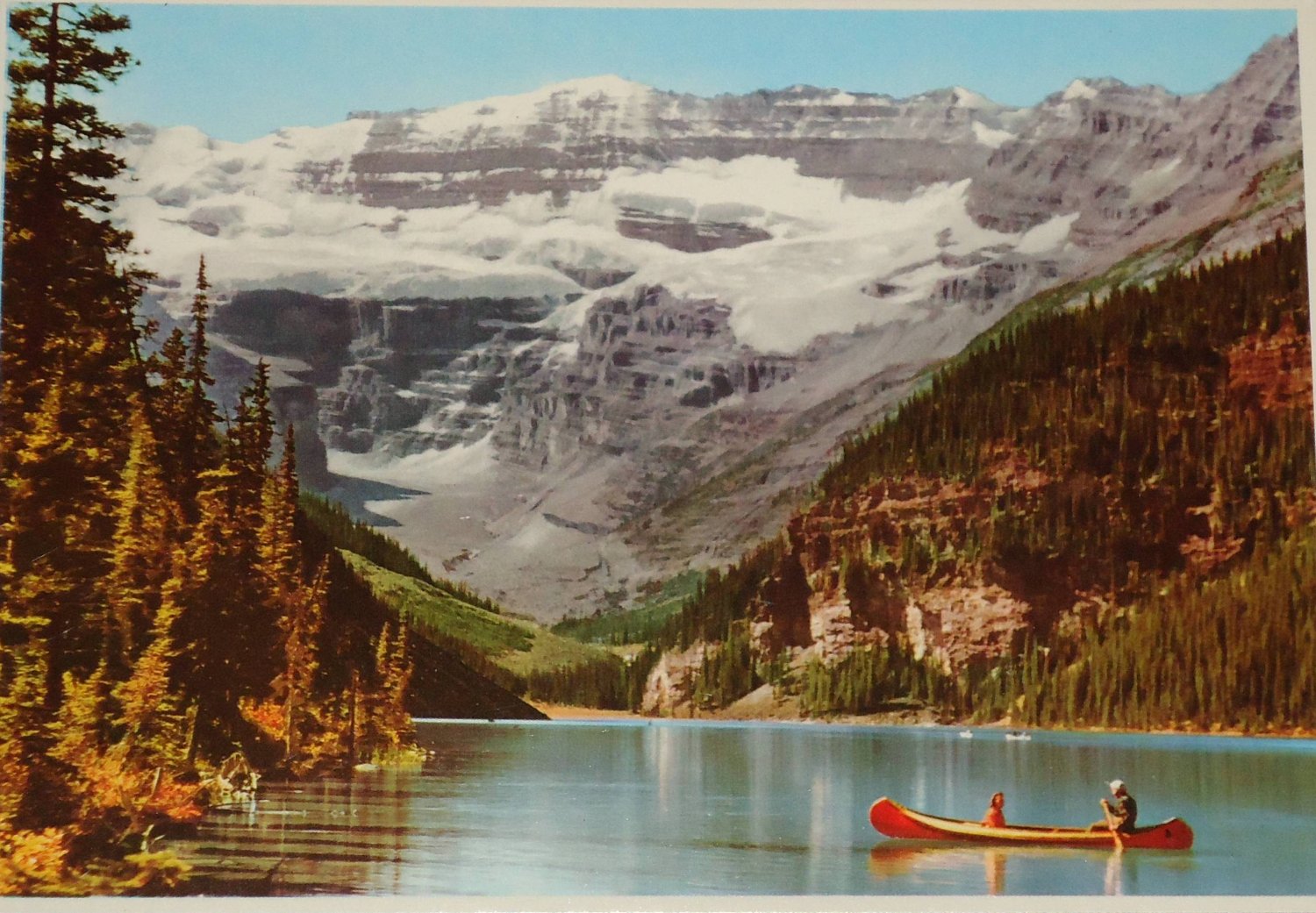 VINTAGE BANFF NATIONAL PARK ALBERTA CANADA POSTCARD LAKE LOUISE & MOUNT VICTORIA