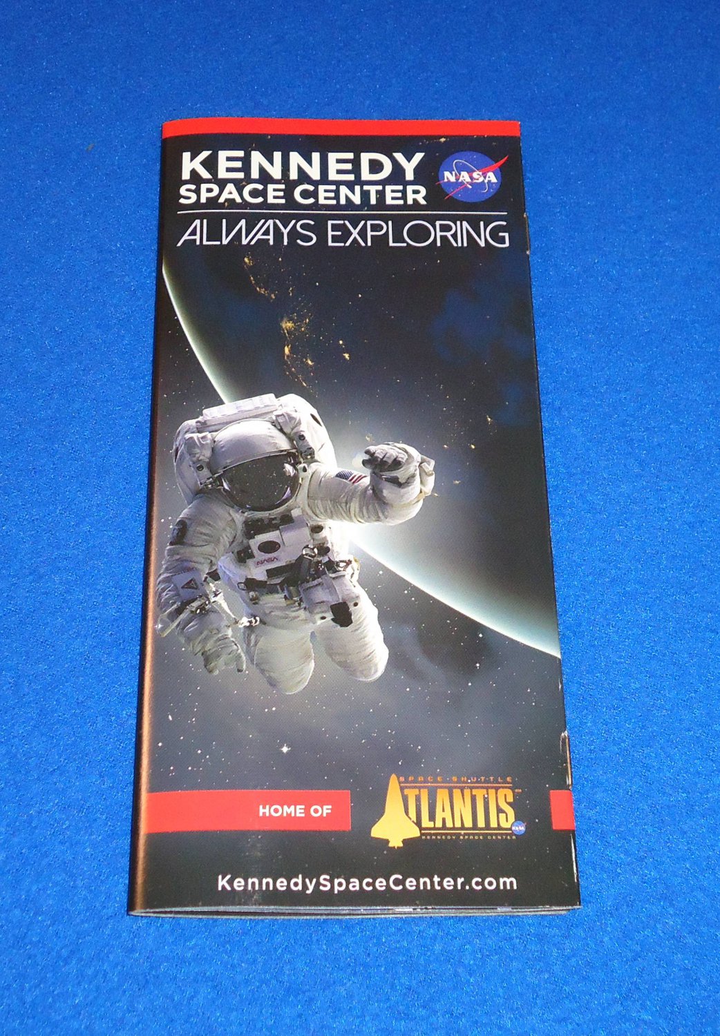 *BRAND NEW* KENNEDY SPACE CENTER BROCHURE NASA SPACE SHUTTLE ATLANTIS ...