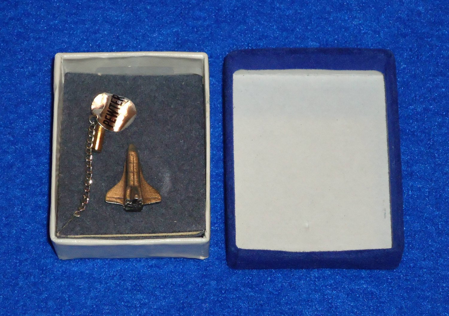 *BRAND NEW* VINTAGE NASA SPACE SHUTTLE TIE TACK PIN SPACECRAFT WITH ...